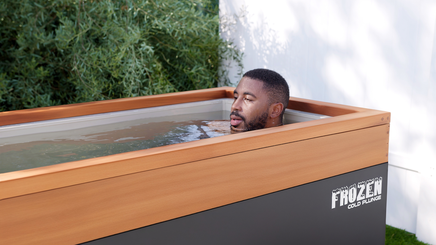 Cold Plunge Benefits – Medical Saunas